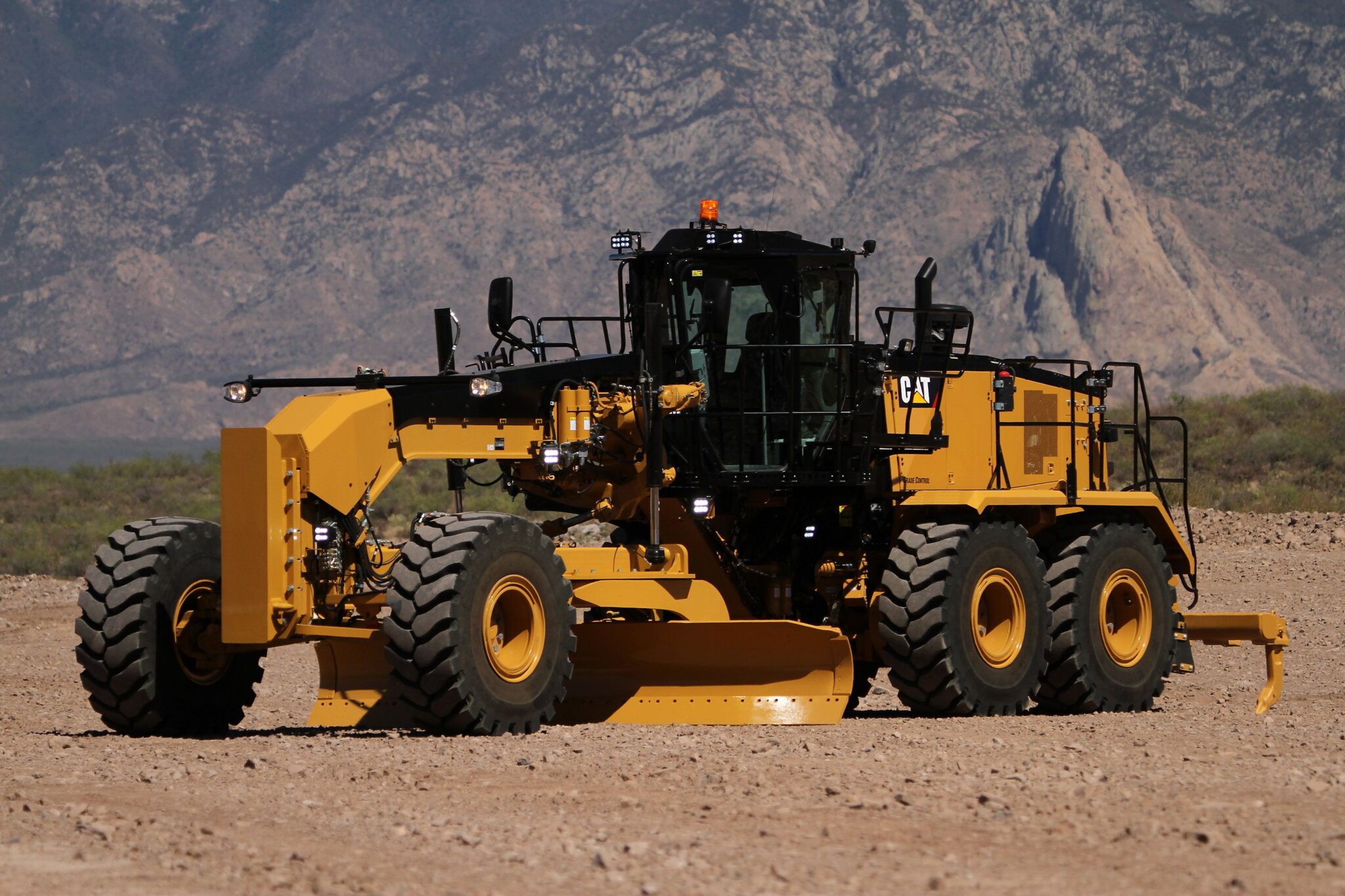 Road Graders for hire in Kenya – Xian Solutions